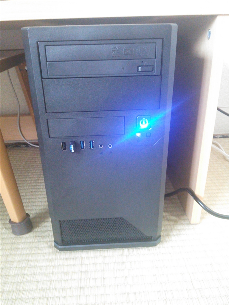 価格.com - 『明るいところ』IN WIN IW-EM048 むんぞうさん のクチコミ掲示板投稿画像・写真「使用者の皆さんへ」[1952368]