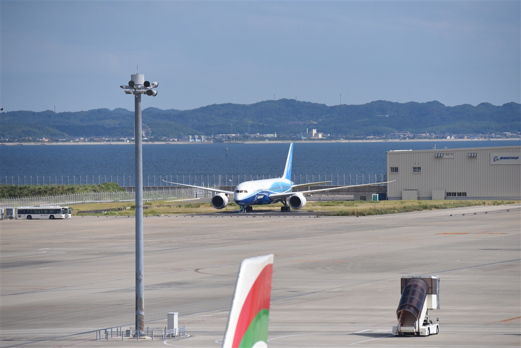 価格.com - 『セントレア B787初号機展示機』ニコン D810 ボディ nikkonさん のクチコミ掲示板投稿画像・写真「54の新型と ...