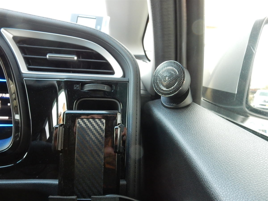 価格.com - ホンダ シャトル トシ☆☆☆さん のクチコミ掲示板投稿画像・写真「スマホ用車載ホルダー」[2770836]