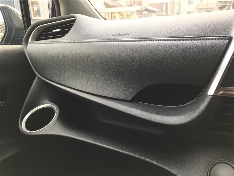 価格.com - トヨタ シエンタ 2015年モデル hiro1670さん のクチコミ掲示板投稿画像・写真「助手席側のアッパーボックスの色 ...