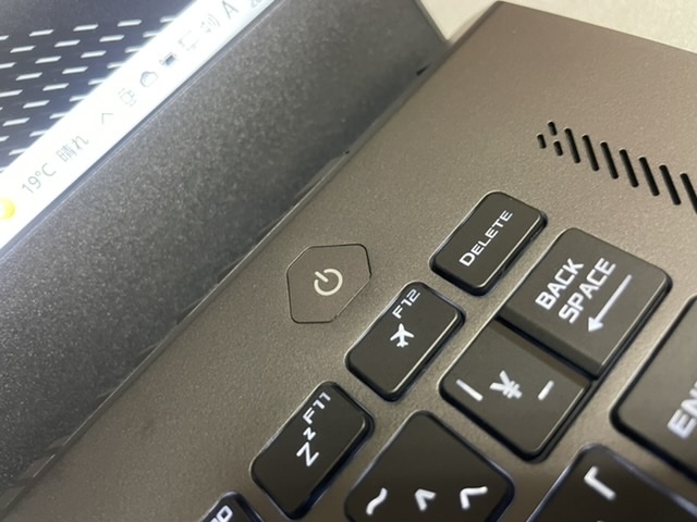 価格.com - 『電源ボタン兼指紋認証センサー。コレ便利！』ASUS ROG Zephyrus G15 GA503QM GA503QM ...