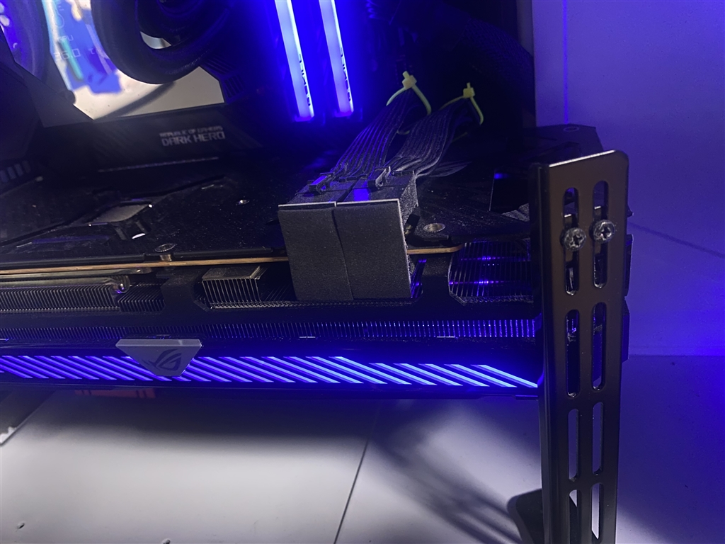 価格.com - 『その後。』IN WIN 301C IW-CF07 AMDシュウさんさん のクチコミ掲示板投稿画像・写真「グラボのファンと ...