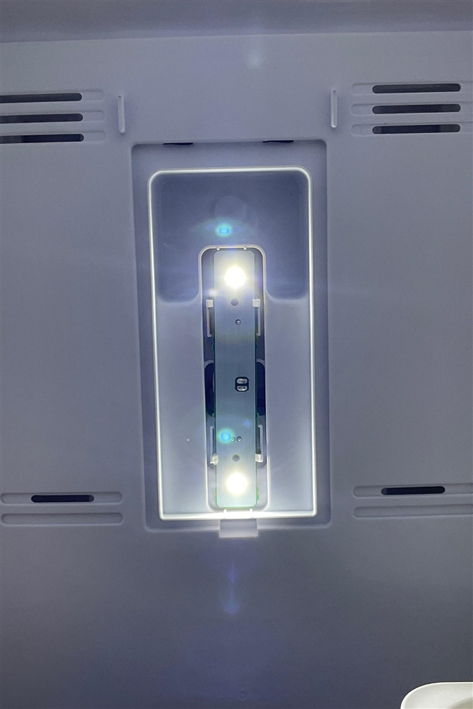 価格.com - 三菱電機 MR-P17G Tesuto_dさん のクチコミ掲示板投稿画像・写真「庫内灯の色合い」[3722058]