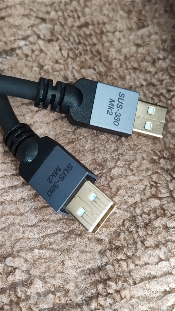 価格.com - 『写真手前が元々使用していたケーブル』サエクコマース STRATOSPHERE SUS-020 USB A-USB B [1 ...