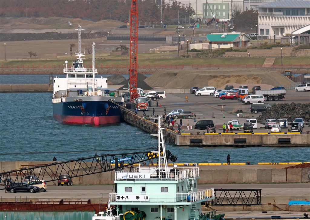 価格.com - 『1km離れた港 GX7 45-175で』パナソニック LUMIX DMC-GF1C パンケーキレンズキット もつ大好きさん ...