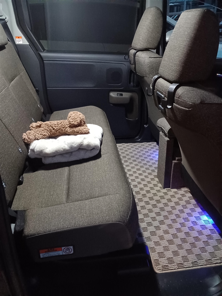 価格.com - 『内装カーキ（夜間のトーン）』トヨタ シエンタ 2022年モデル マナパパリンさん のクチコミ掲示板投稿画像・写真「シエンタ ...