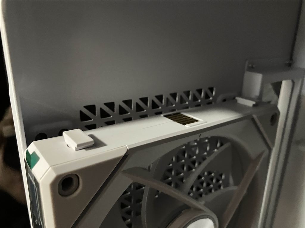 価格 Com Antec Constellation C8 Bellreinさん のクチコミ掲示板投稿画像・写真「リア側ファンの大きさに