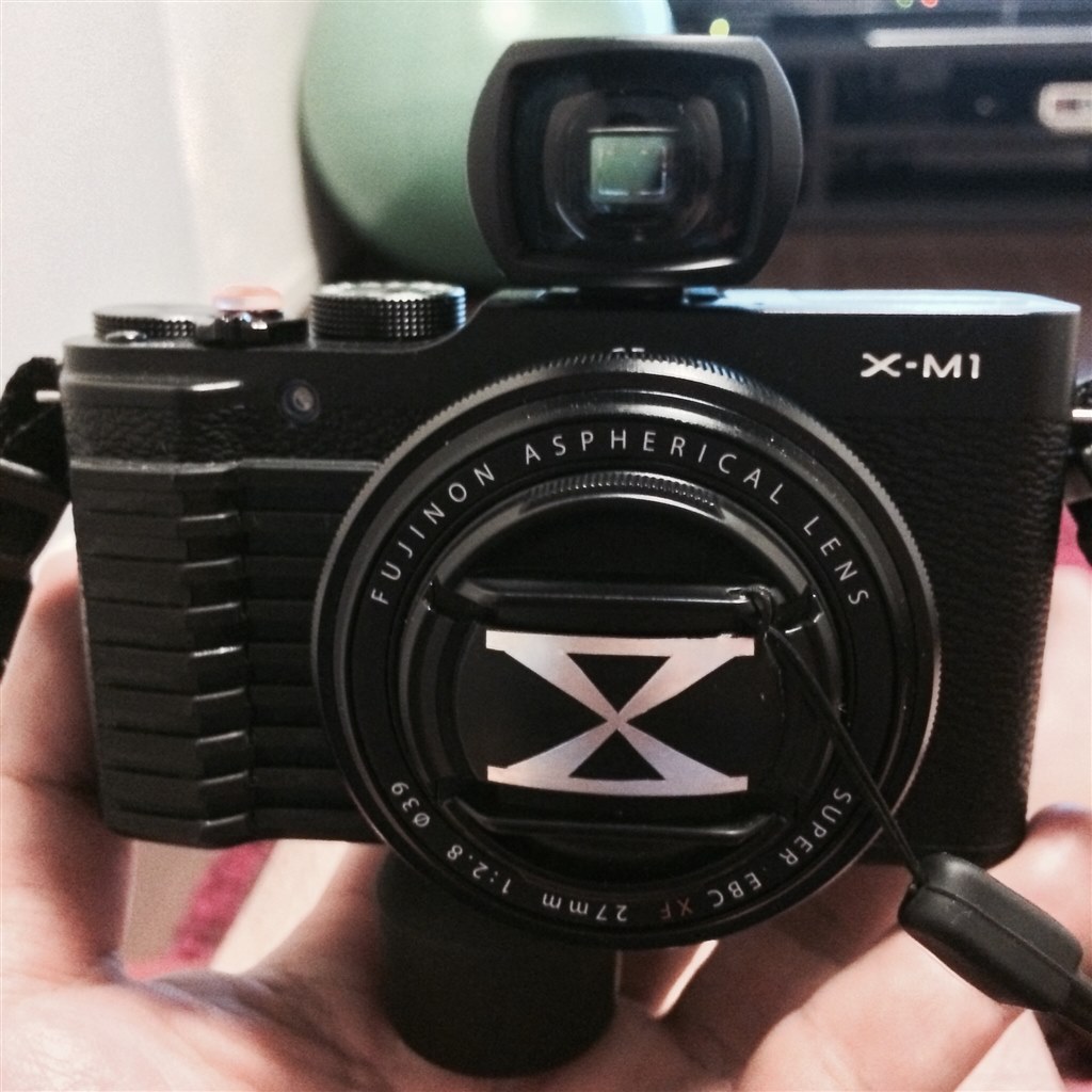 最強のXを作る:グリップ装着!』 富士フイルム FUJIFILM X-M1 最強のXを作る:グリップ装着!』 富士フイルム FUJIFILM X-M1