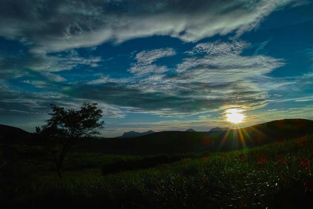 高原の夕景。リコー・ワイドコンバーションGW-3使用。』 シグマ 高原の夕景。リコー・ワイドコンバーションGW-3使用。』 シグマ