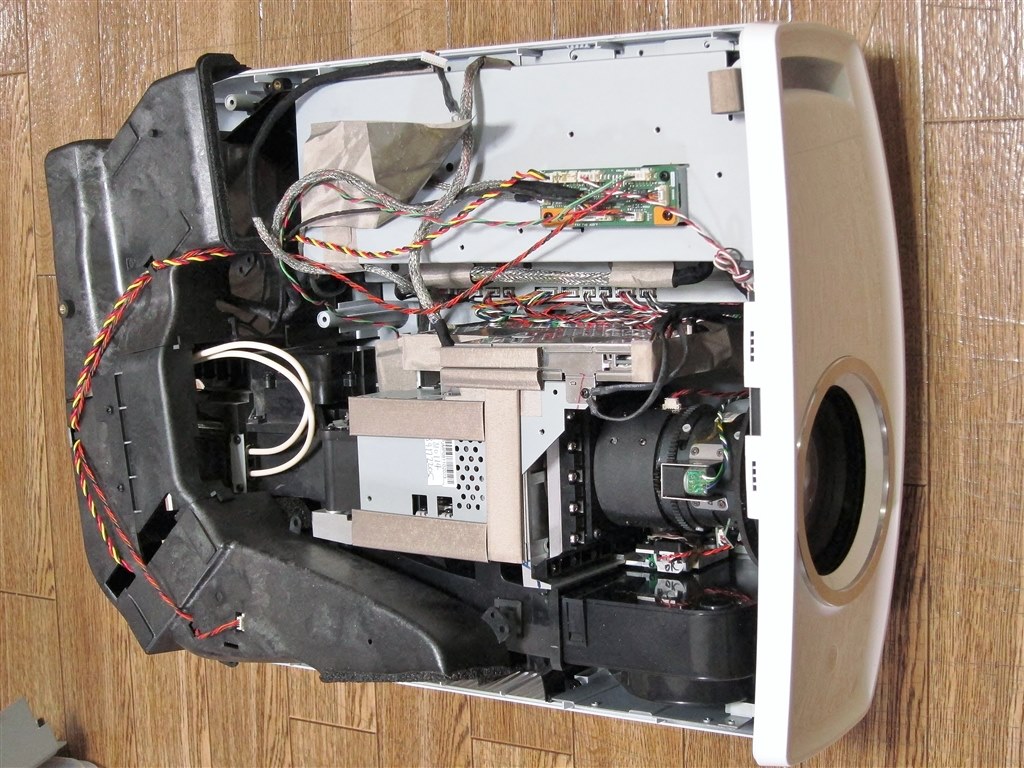 DLA-HD350 を3ヶ月使用してみて…・・・・・』 JVC DLA-HD350-W DLA-HD350 を3ヶ月使用してみて…・・・・・』 JVC DLA-HD350-W