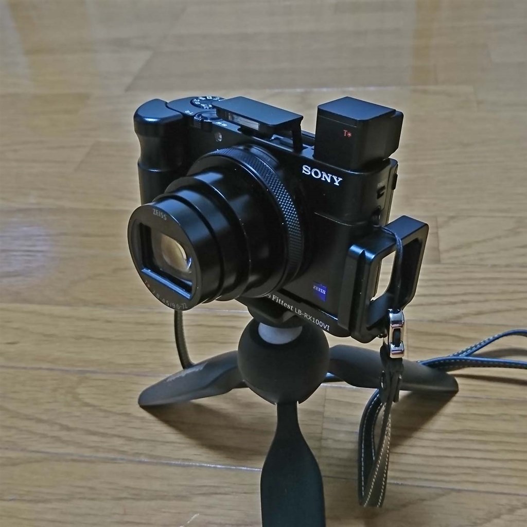 液晶モニターに保護シートを貼りますか?』 SONY 液晶モニターに保護シートを貼りますか?』 SONY